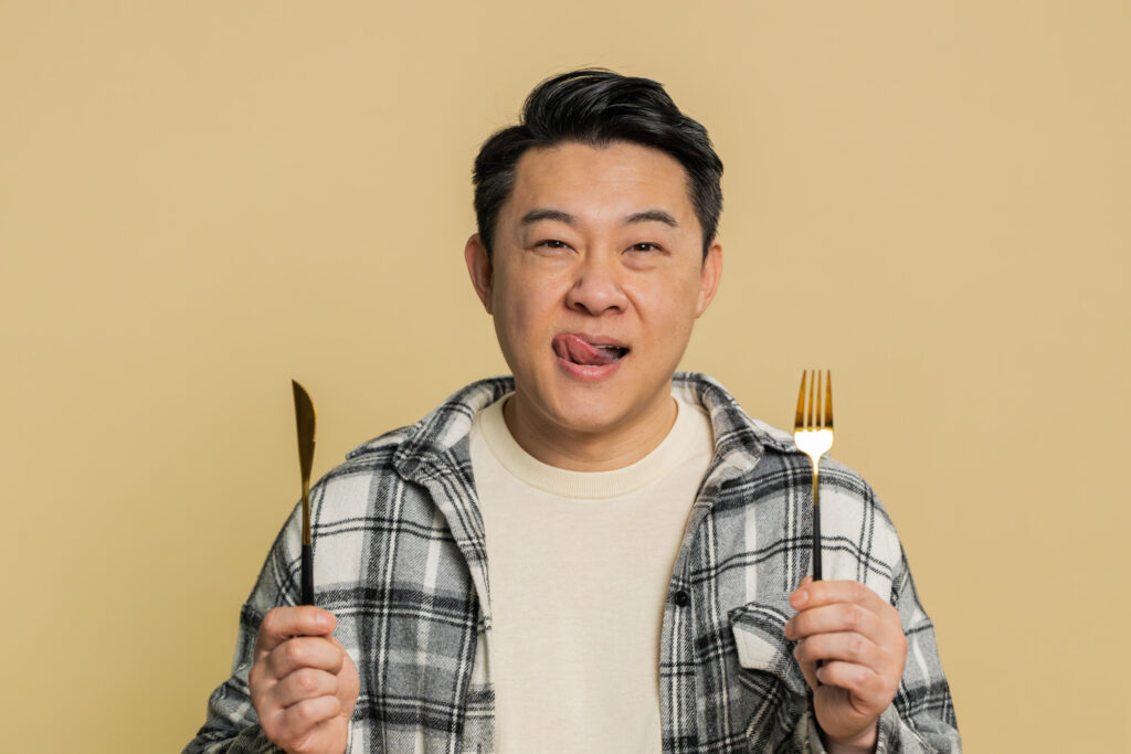 5 Signs That Someone Lacks Table Manners - Crafting Your Home