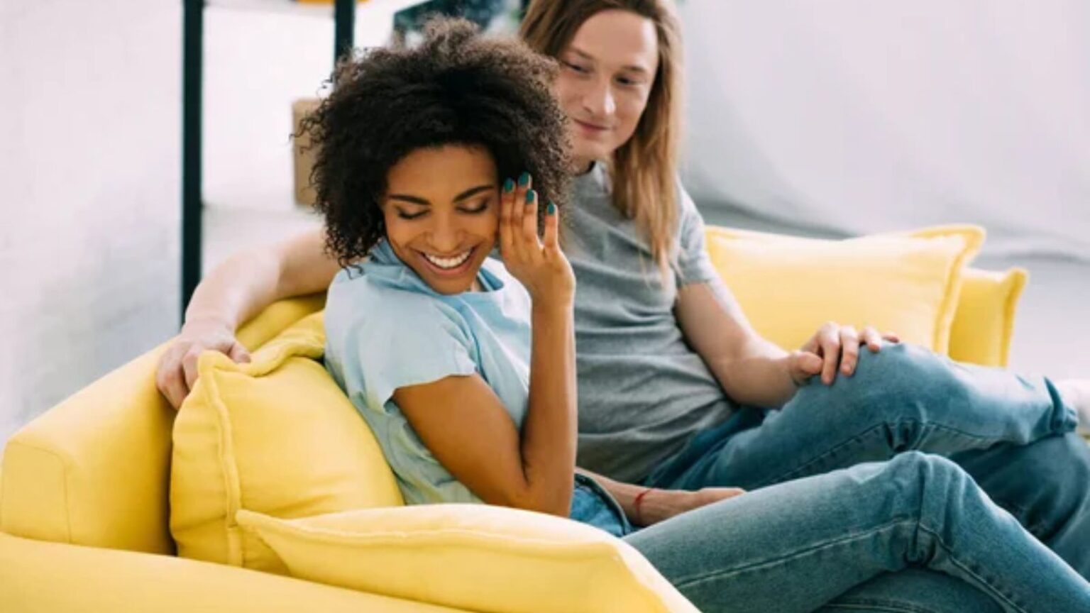 6 Signs Someone Is Intimidated by You - Crafting Your Home