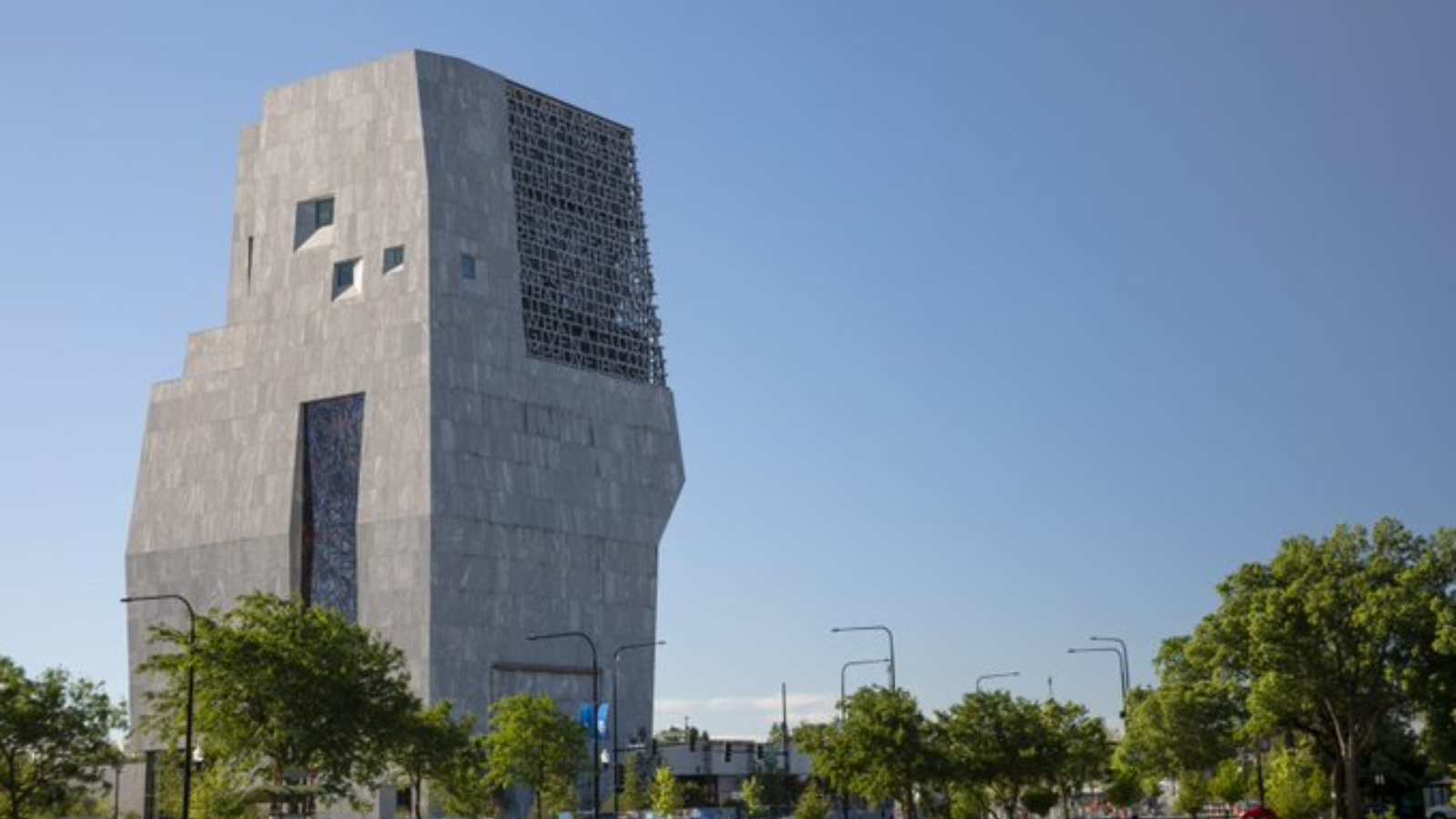 Obama Center Opens as a Symbol of Black Excellence — and a New ...